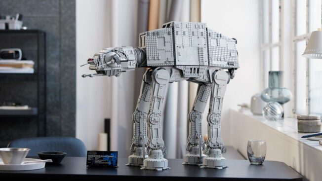 LEGO bringt gigantischen AT-AT, ab sofort verfügbar!