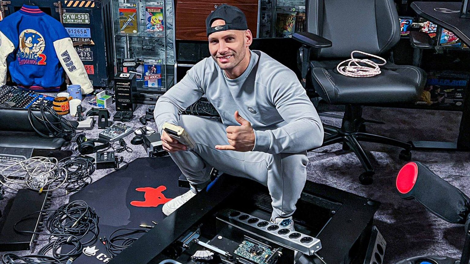 Twitch: Flying Uwe kehrt nach 2 Jahren Perma-Ban zurück!